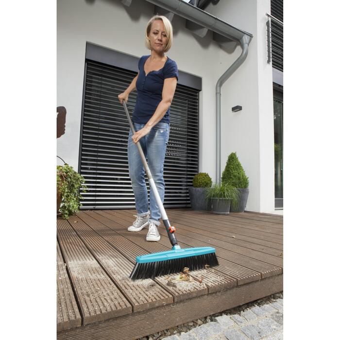 Komplettangebot 'Combisystem' mit Straßenbesen, Fugenbürste M und Stiel